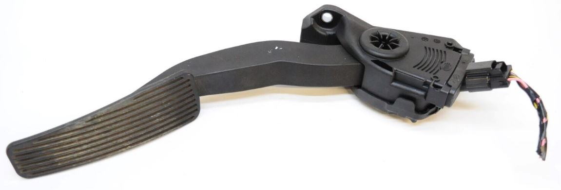 Chrysler 300C LX Accelerate pedal 04861715AA - AP0039 – Poly4x4